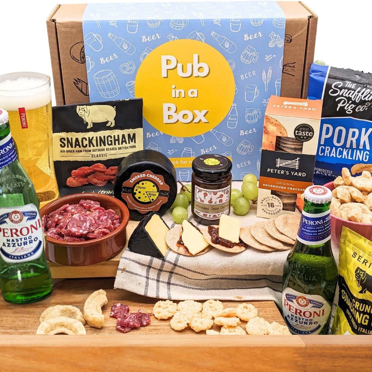 Pub In A Box | Cheese and Beer Gift Hamper Set | Ultimate British Pub ...